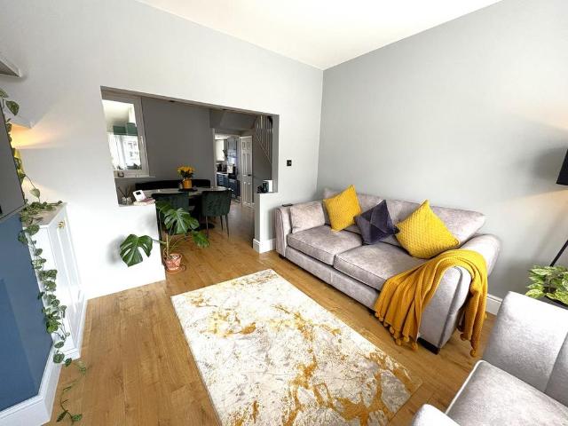 2 bedroom property to rent