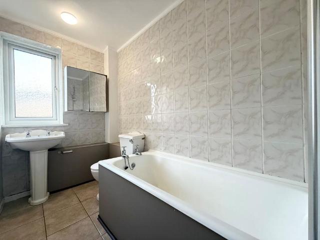 2 bedroom property to rent