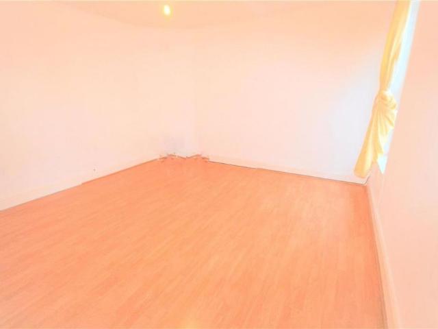 2 bedroom property to rent