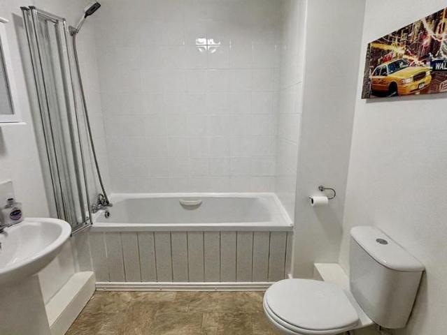 2 bedroom apartment to rent