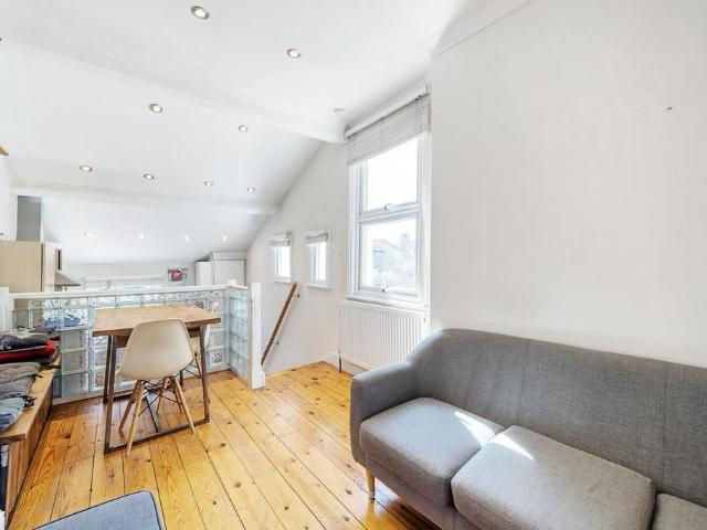 2 bedroom property to rent