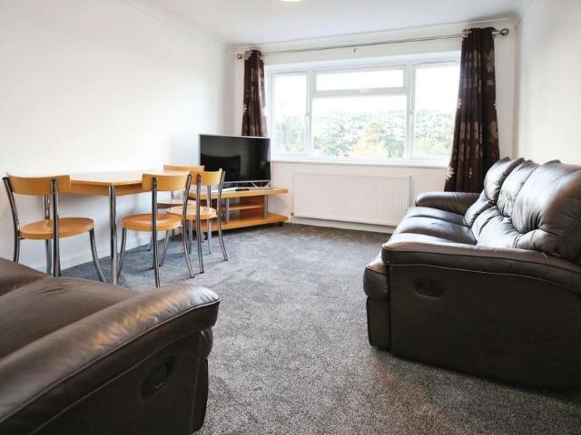 2 bedroom property to rent