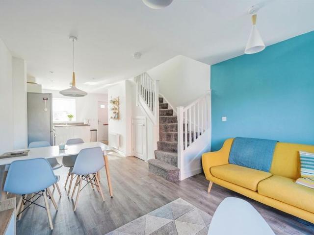 2 bedroom property to rent