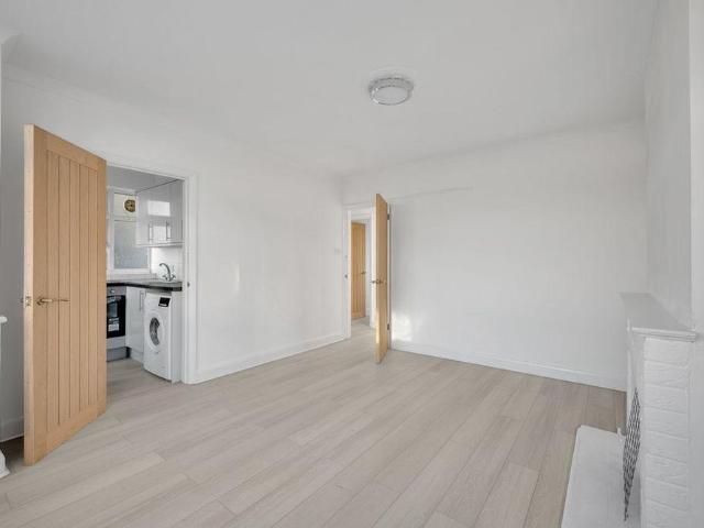 2 bedroom property to rent