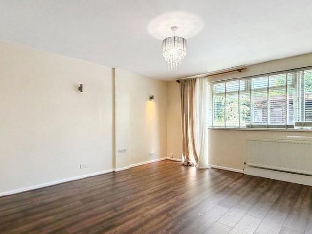2 bedroom property to rent