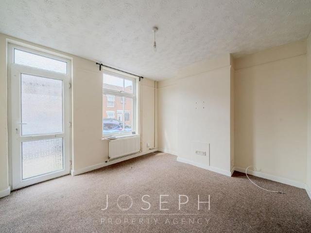 2 bedroom property to rent
