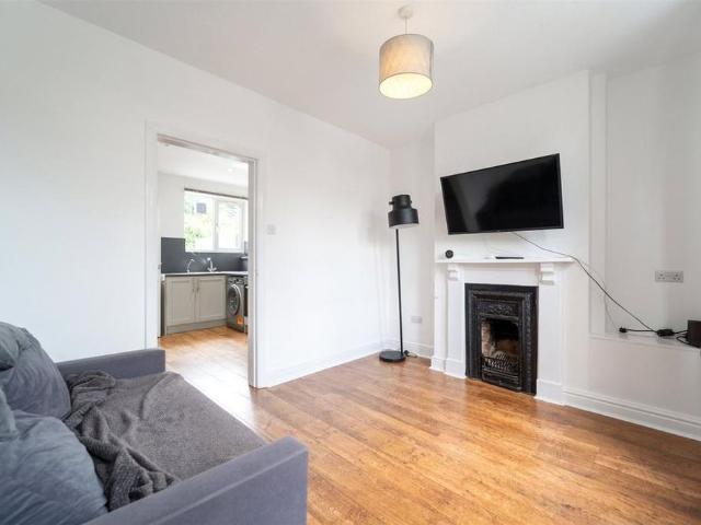 2 bedroom property to rent