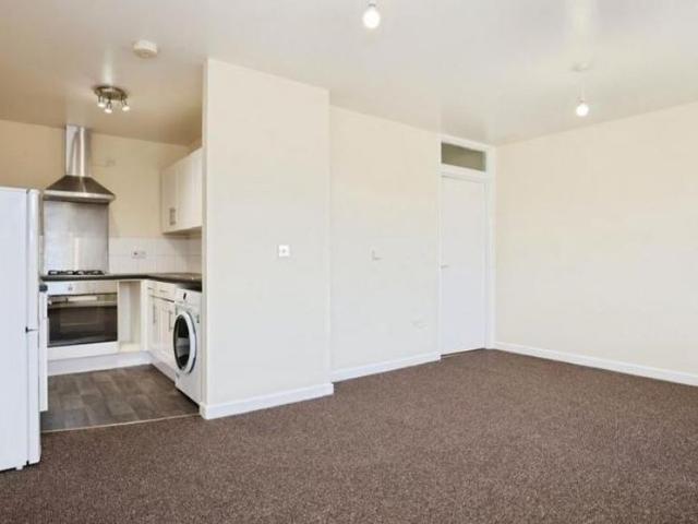 2 bedroom property to rent