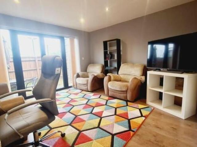 2 bedroom property to rent