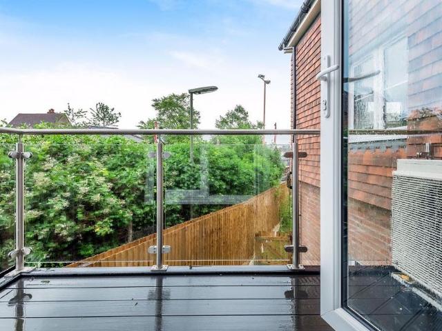 2 bedroom property to rent