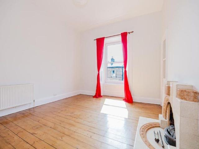 2 bedroom property to rent