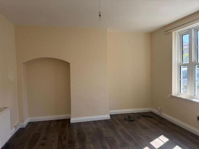 2 bedroom property to rent