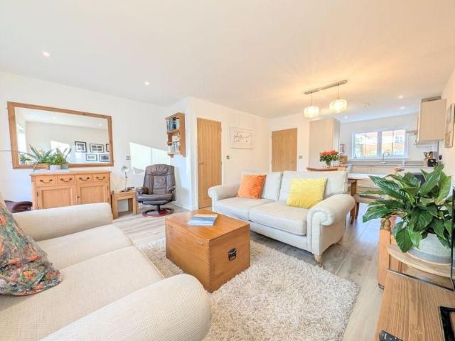2 bedroom property to rent
