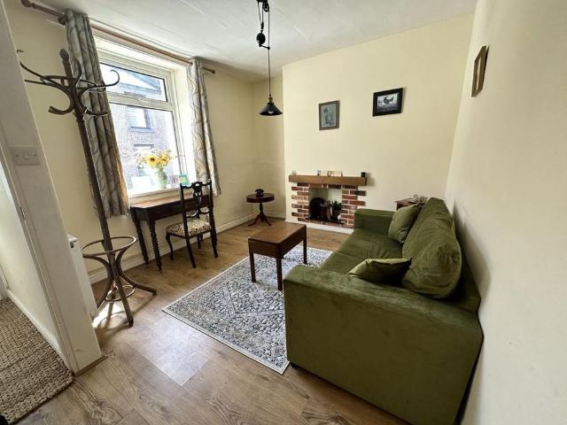 2 bedroom property to rent