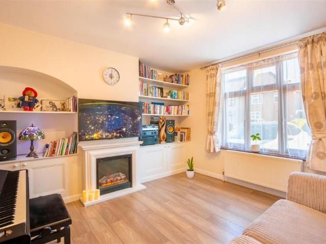 2 bedroom property to rent