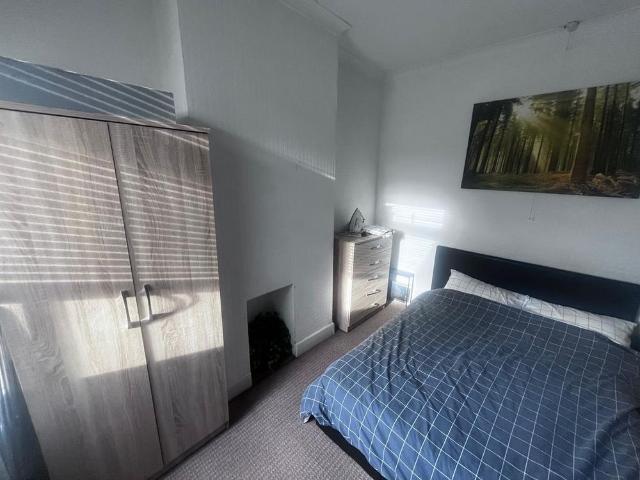 2 bedroom property to rent