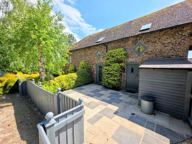 2 bedroom property to rent