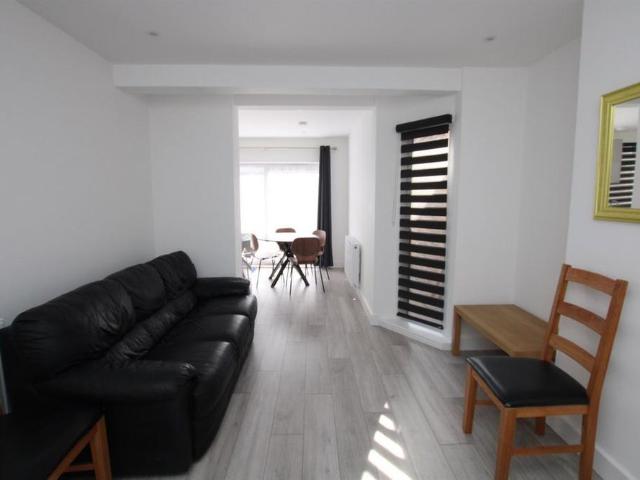 2 bedroom property to rent