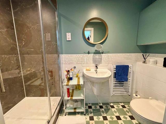 2 bedroom property to rent