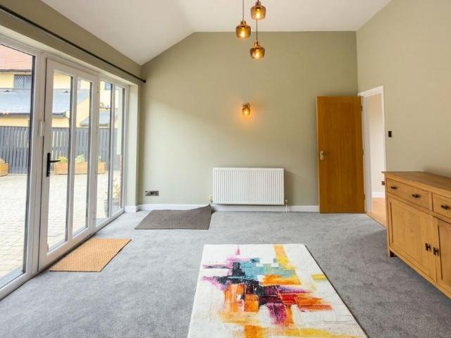 2 bedroom property to rent
