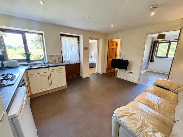 2 bedroom property to rent