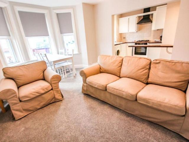 2 bedroom property to rent