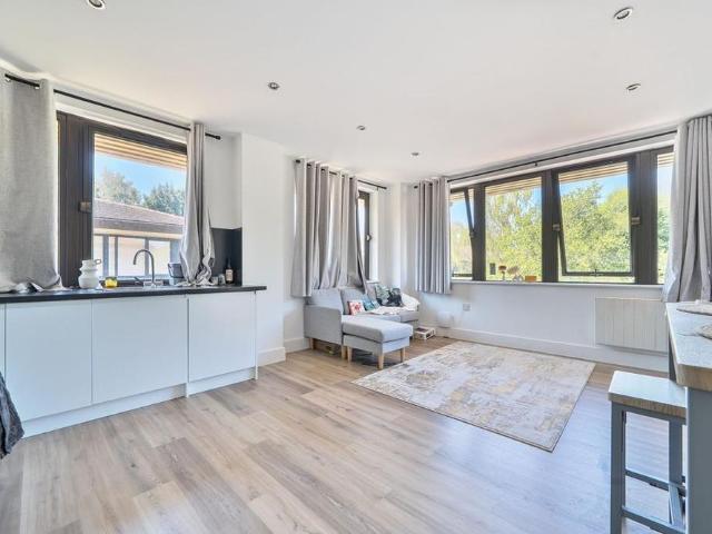 2 bedroom property to rent