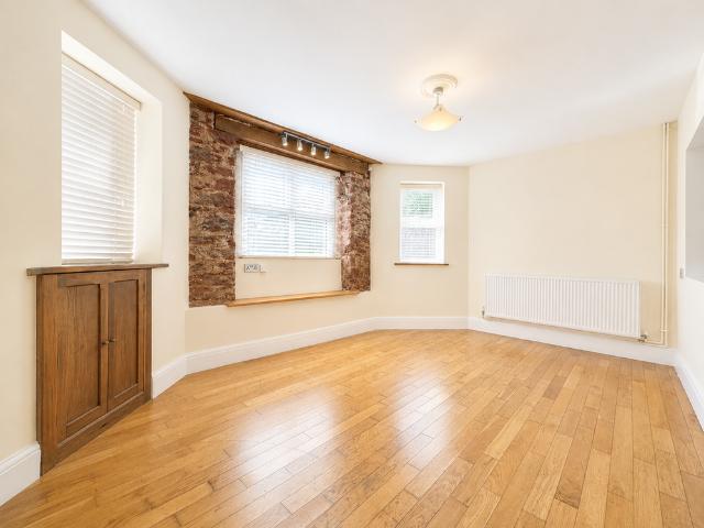 2 bedroom property to rent