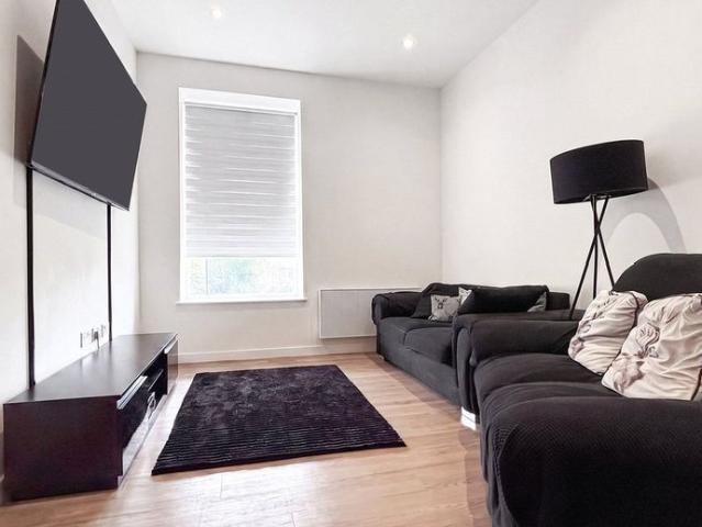 2 bedroom property to rent