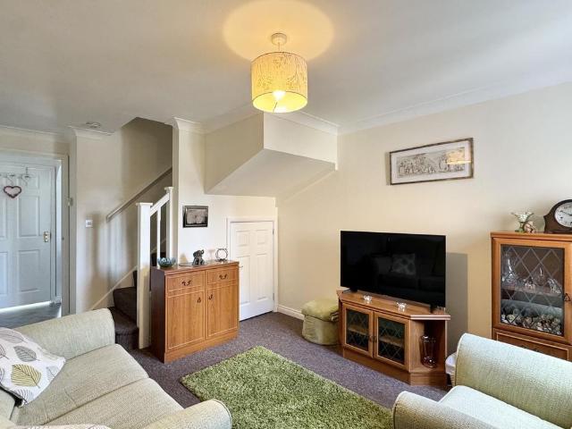 2 bedroom property to rent