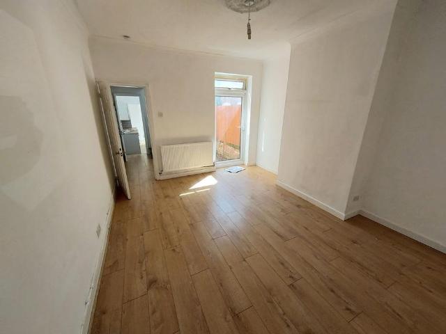 2 bedroom property to rent