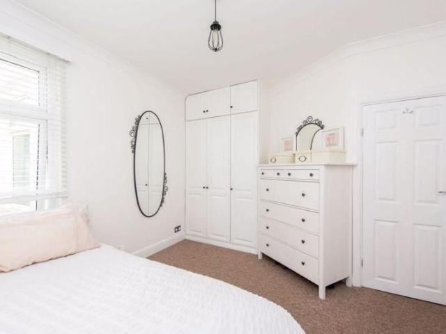 2 bedroom property to rent