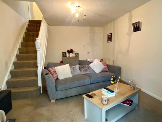 2 bedroom property to rent