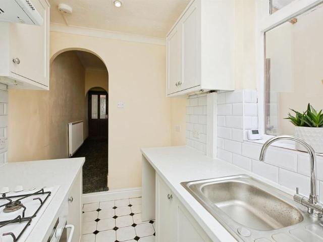 2 bedroom property to rent