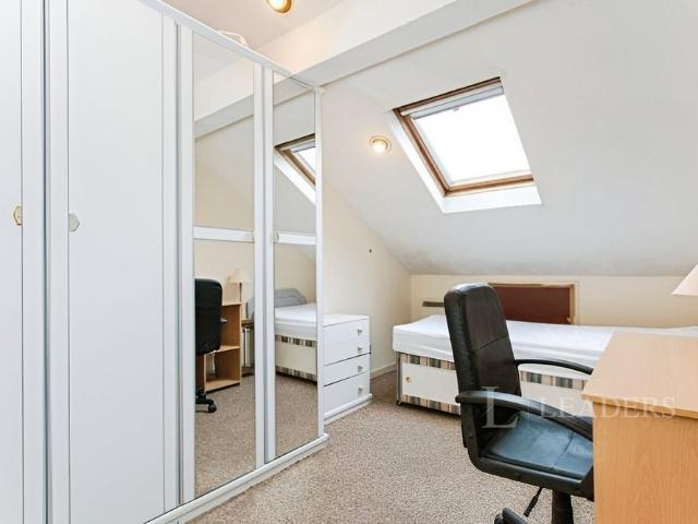 2 bedroom property to rent Cherry Hinton Road, Cambridge, CB1