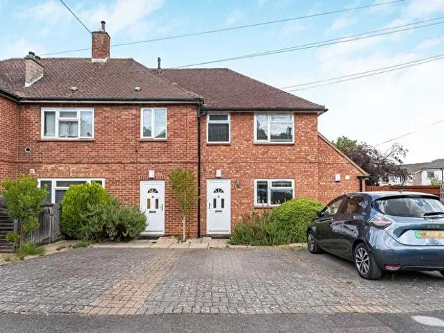 2 Bedroom Property To Rent In Bernwood Road, Headington, OX3