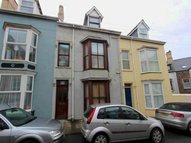 2 Bedroom Property To Rent In Brig Y Don, Sea View Place, Aberystwyth, SY23