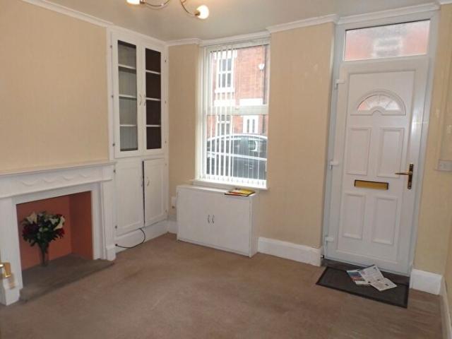 2 Bedroom Property To Rent In Hucknall, Nottingham, NG15