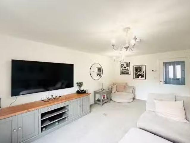 2 Bedroom Property To Rent In Insley Avenue, Lichfield, WS14