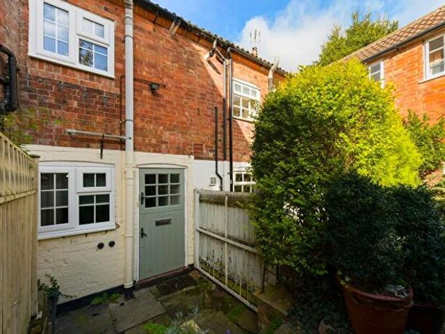 2 Bedroom Property To Rent In Main Street, East Bridgford, NG13