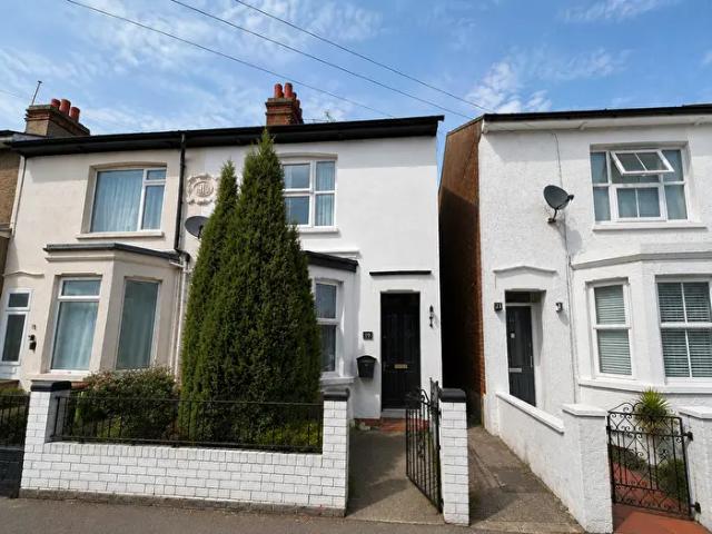 2 Bedroom Property To Rent In Osborne Street, Milton Keynes, MK2