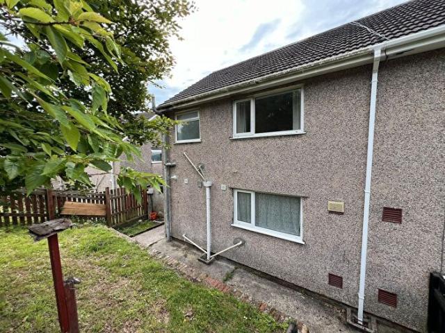 2 Bedroom Property To Rent In Prosser Close, Carmarthen, Carmarthenshire, SA31