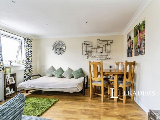2 bedroom property to rent Main Road, Westerham, TN16