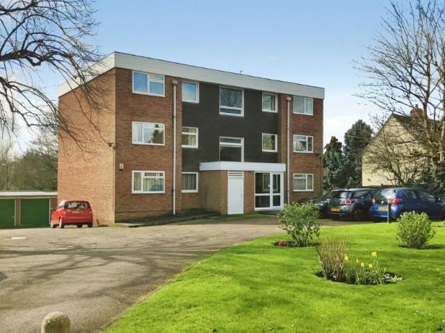 2 bedroom property to rent on Birmingham Road, Allesley, Coventry