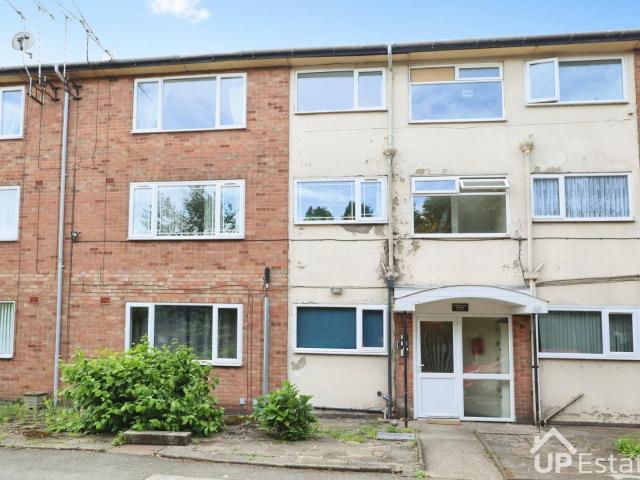 2 bedroom property to rent on Cross Road, Coventry
