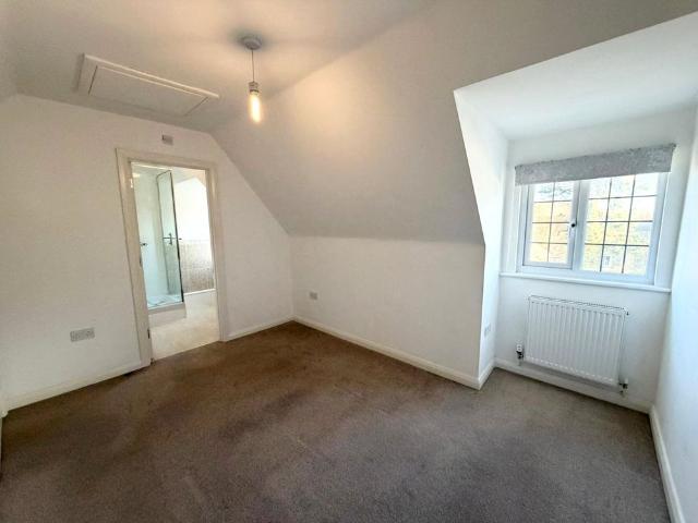 2 bedroom property to rent Peartree Avenue, Southampton, SO19