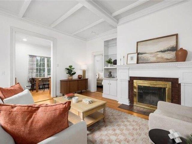 2 bedroom, Providence RI 02906 102060627