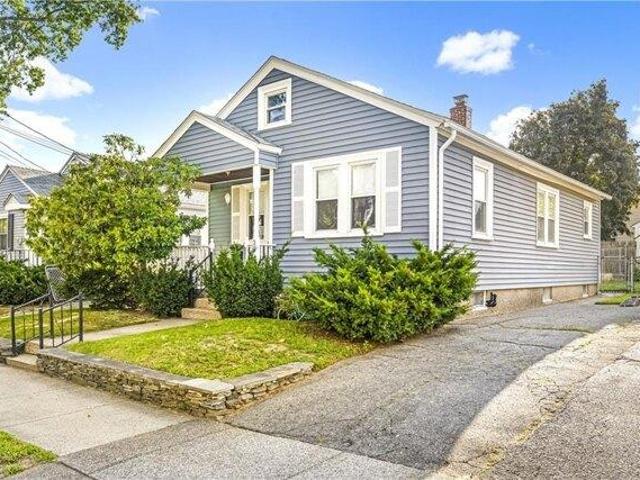 2 bedroom, Providence RI 02908 105205833