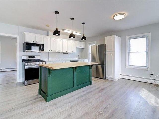 2 bedroom, Providence RI 02909 101933381