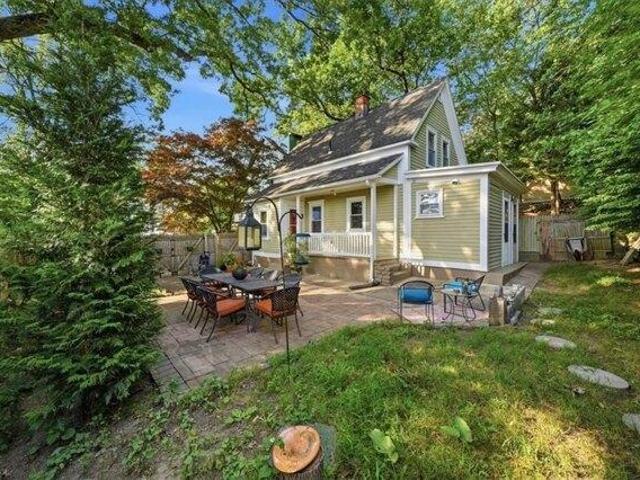 2 bedroom, Providence RI 02909 104789383